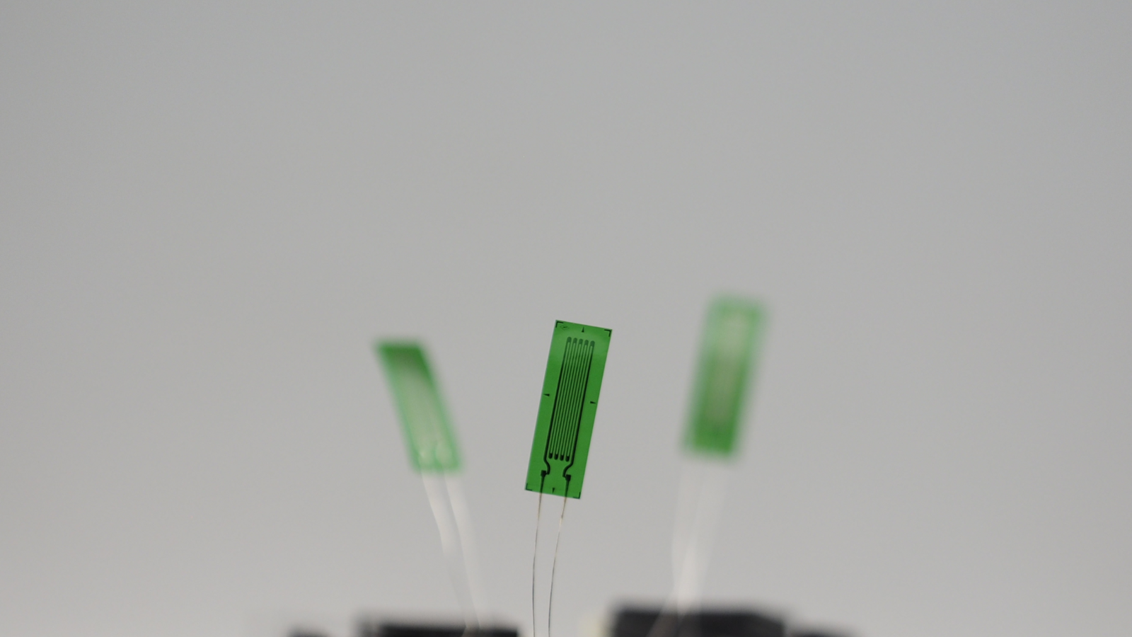 8 Tips to Consider When Buying a Strain Gage Amplifier - Gantner ...